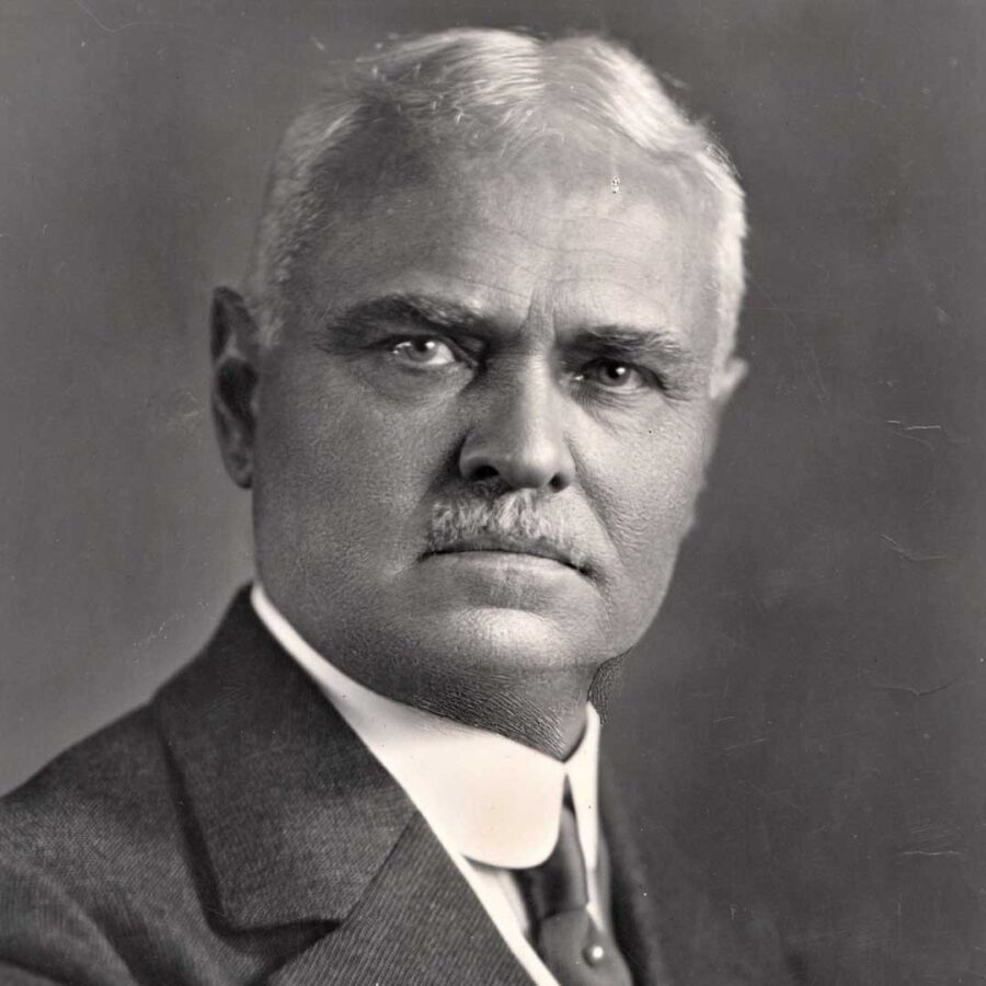 El Cuerpo de Ingenieros de Estados Unidos y su relación histórica con ...